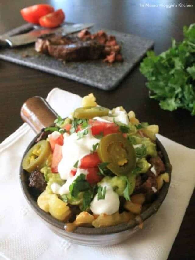 Carne Asada Fries - Mamá Maggie's Kitchen