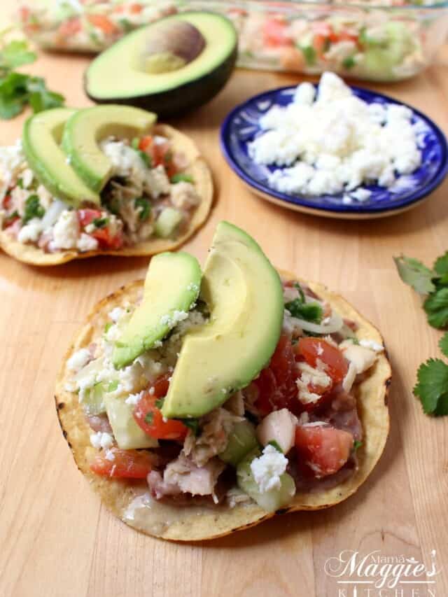 Tostada de Atun - Mamá Maggie's Kitchen
