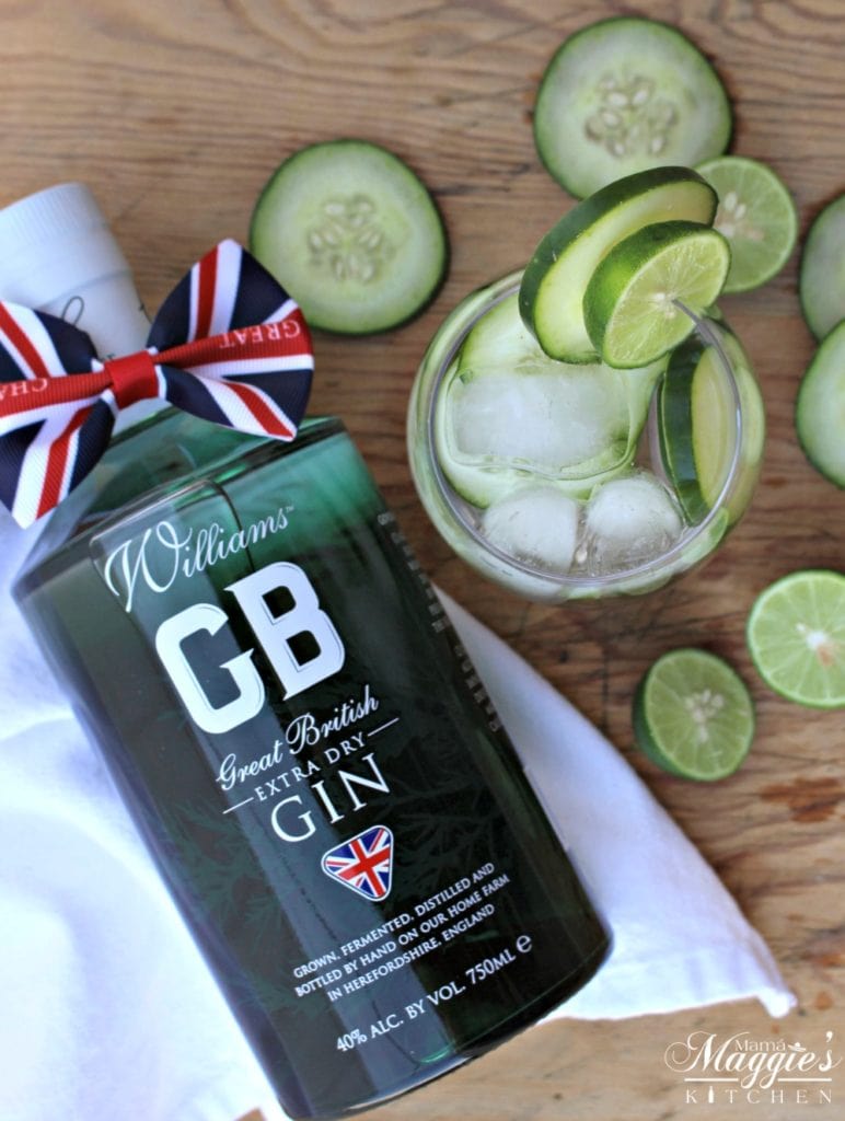 Cucumber Gin Cocktail | Mamá Maggie's Kitchen