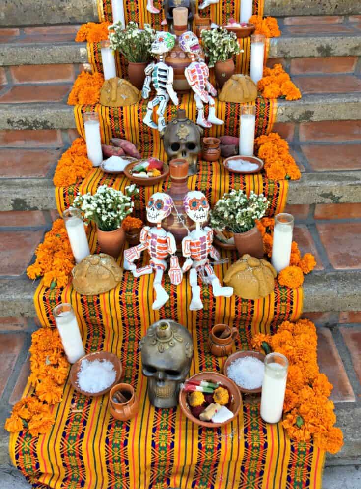 Traditional Day of the Dead Food | Mamá Maggie's Kitchen