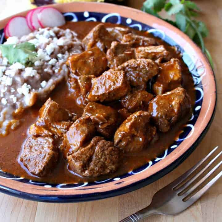 Instant Pot Chile Colorado [VIDEO] - Mamá Maggie's Kitchen