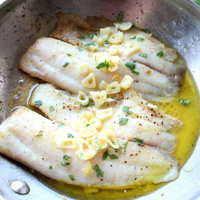 Pescado al Ajillo [VIDEO] - Mamá Maggie's Kitchen