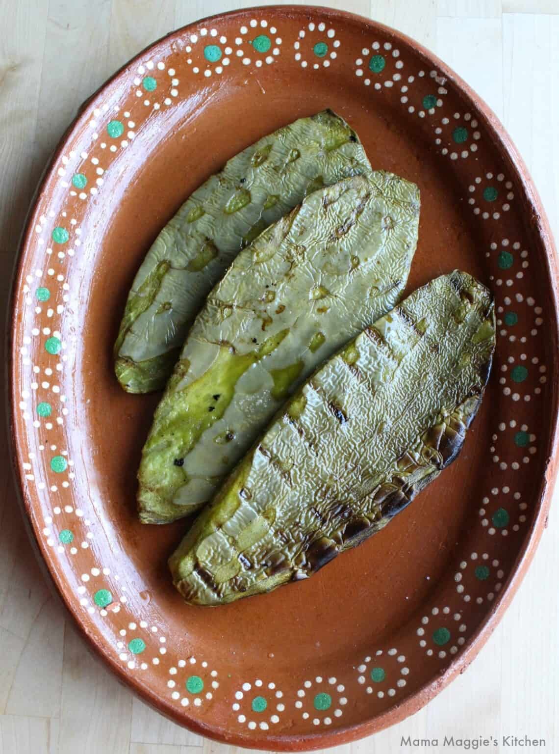 Nopales Asados (Grilled Cactus) - Mamá Maggie's Kitchen