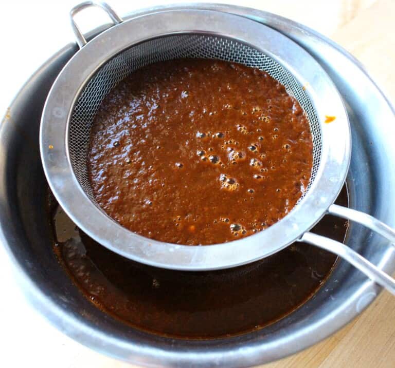 Easy Mole Recipe - Mamá Maggie's Kitchen