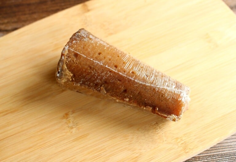 What is Piloncillo? - Mamá Maggie's Kitchen
