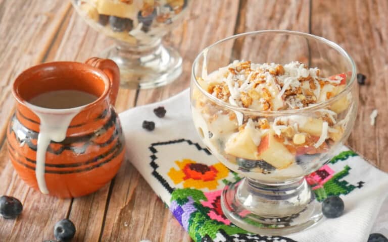 Bionicos (Mexican Fruit Bowls) + VIDEO - Mamá Maggie's Kitchen