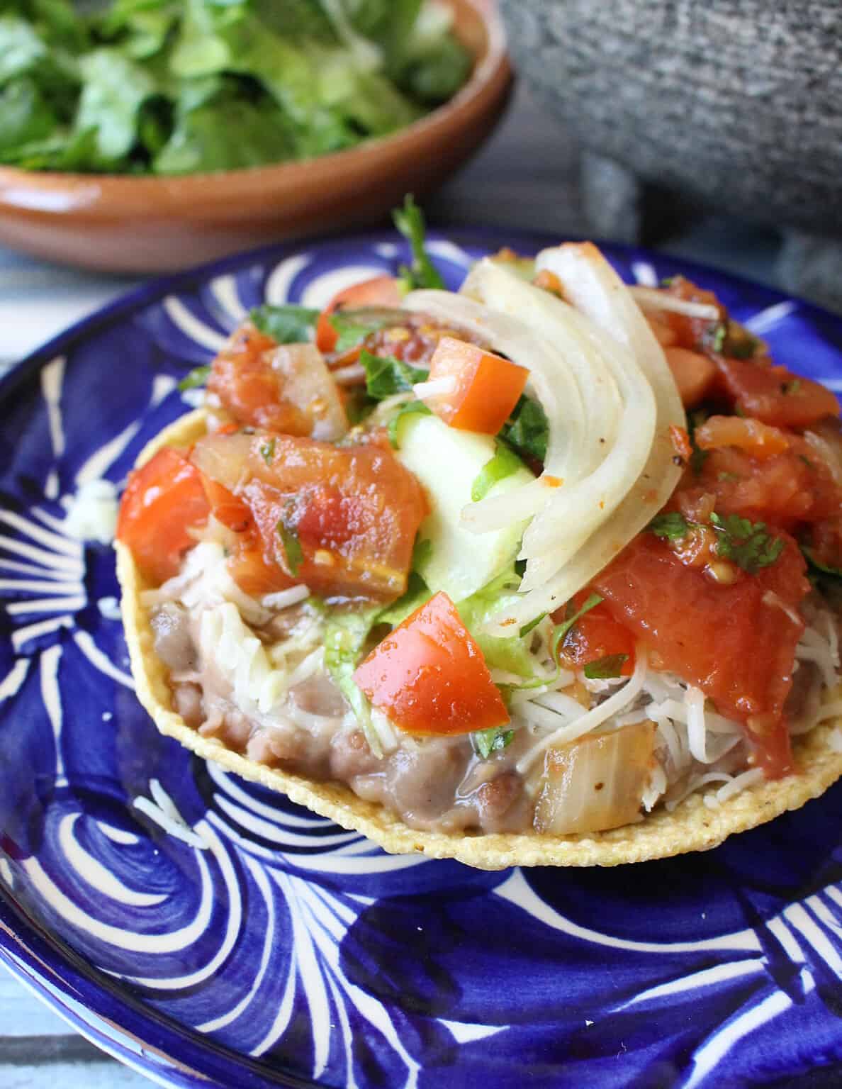 Bean Tostadas (Tostada de Frijoles)