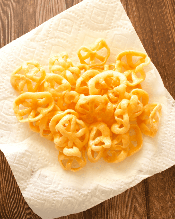 Chicharrones de Harina - Mamá Maggie's Kitchen