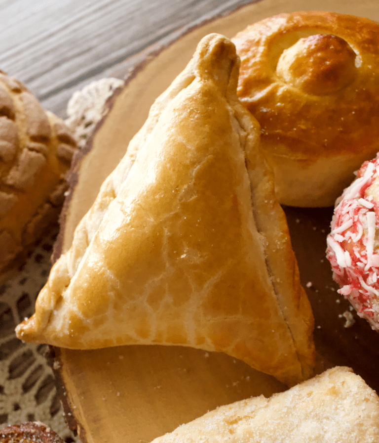Mexican Sweet Breads (Pan Dulce) - Mamá Maggie's Kitchen