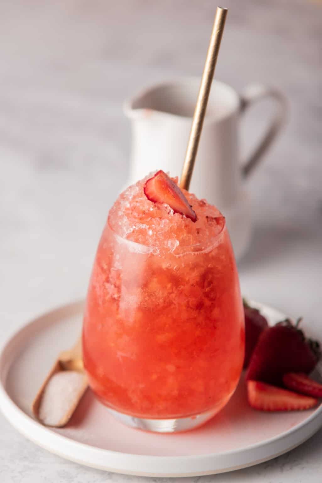 Raspados Mexicanos 🍓🍧 (Strawberry Raspado Recipe)