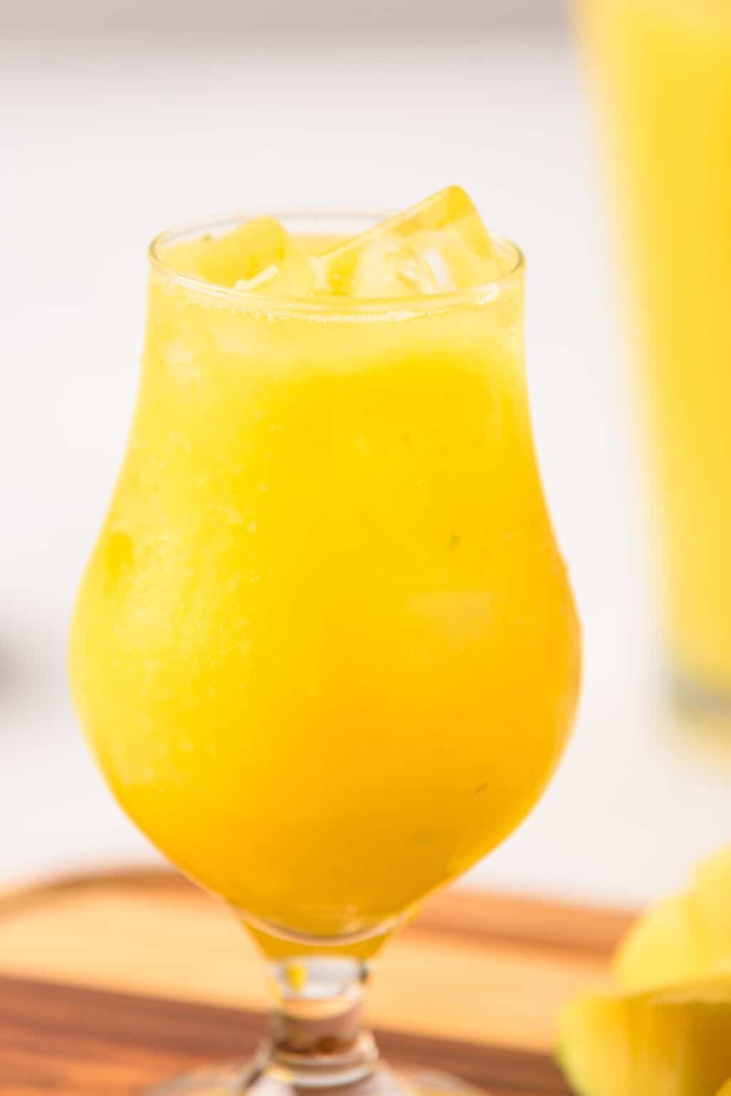 Mango Agua Fresca (agua de mango)