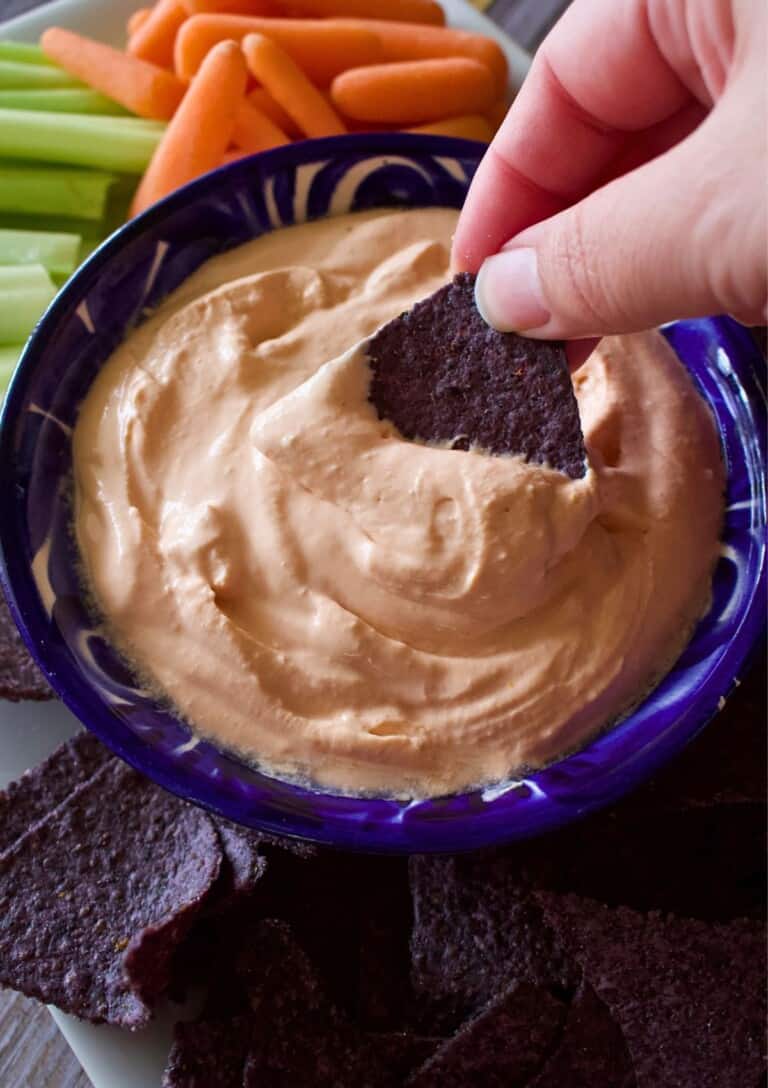 Cream Cheese Salsa Dip - Mamá Maggie's Kitchen