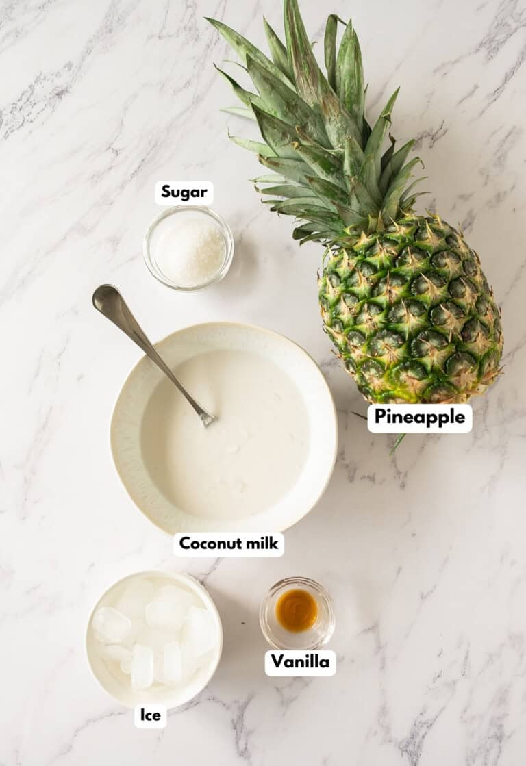 Piña Colada Smoothie - Mamá Maggie's Kitchen