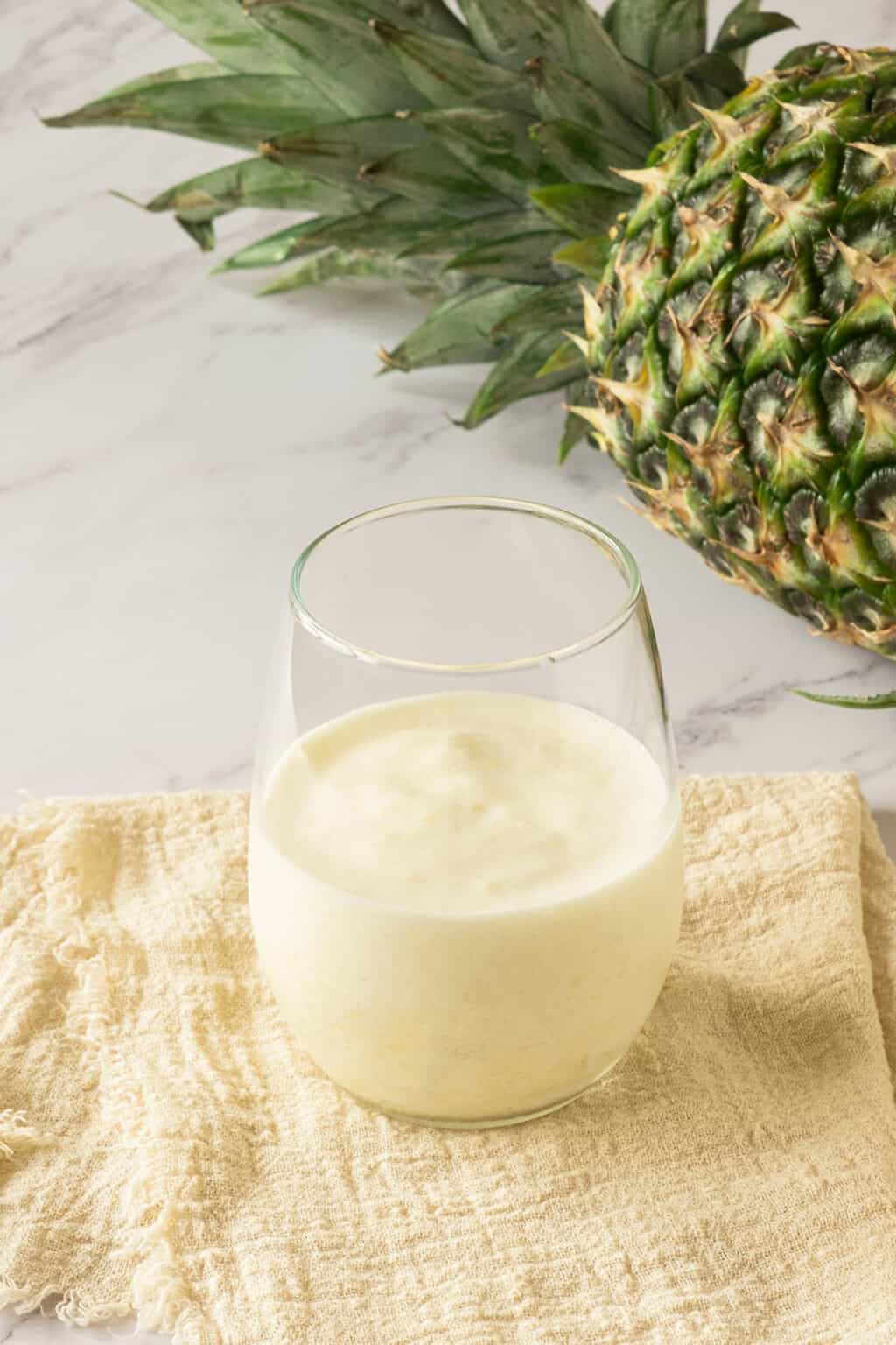 Piña Colada Smoothie - Mamá Maggie's Kitchen