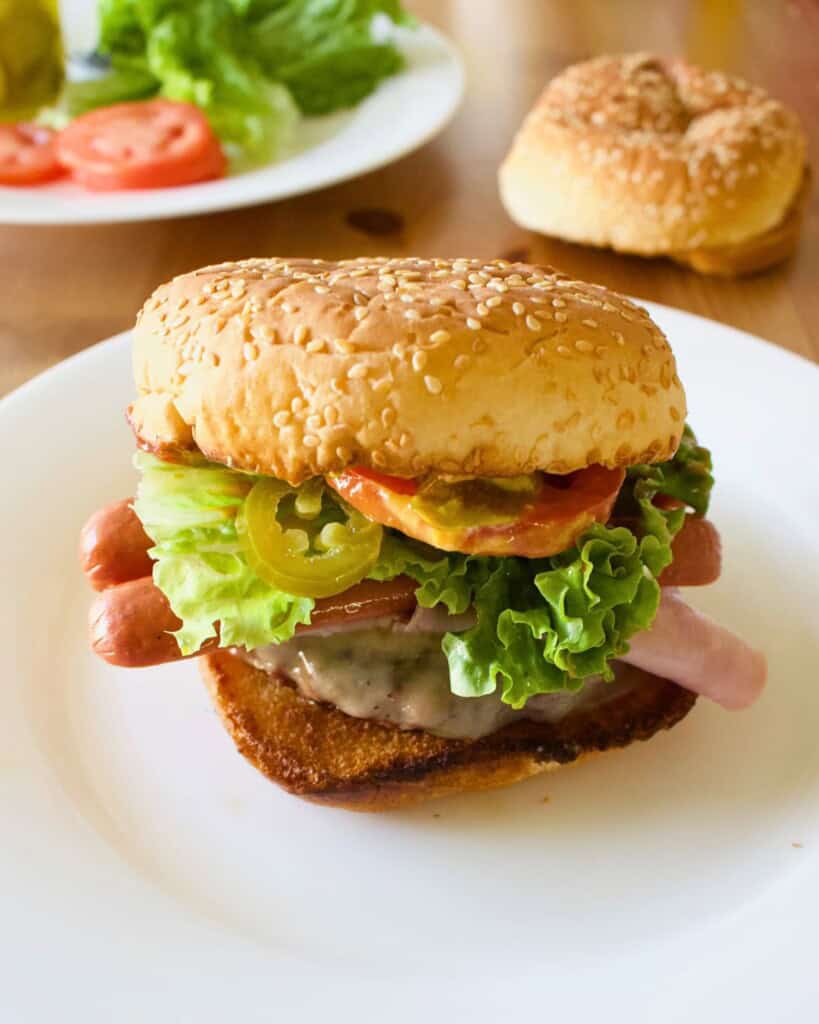 Mexican Burger - Mamá Maggie's Kitchen