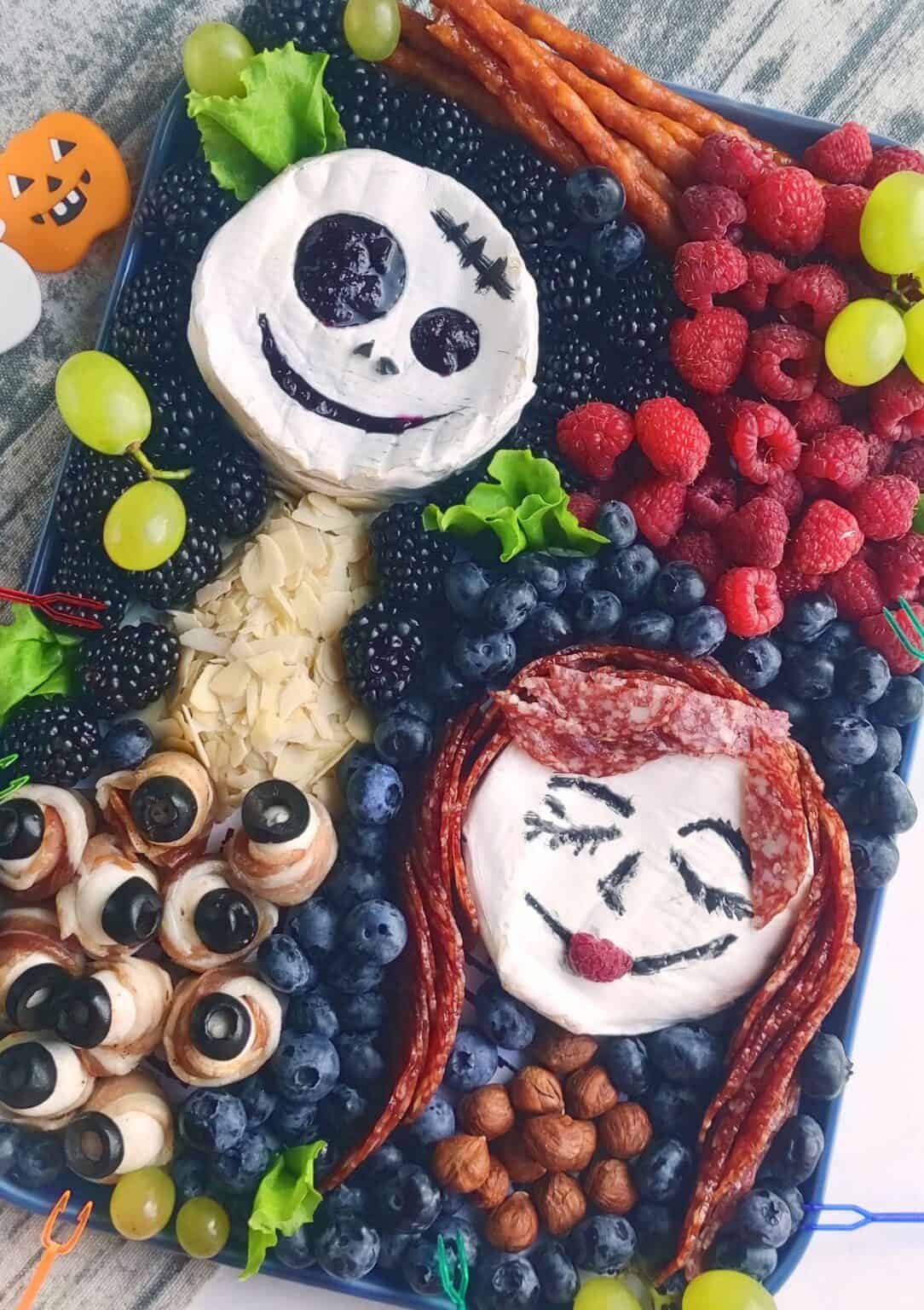 Nightmare Before Christmas Charcuterie Board - Mamá Maggie's Kitchen